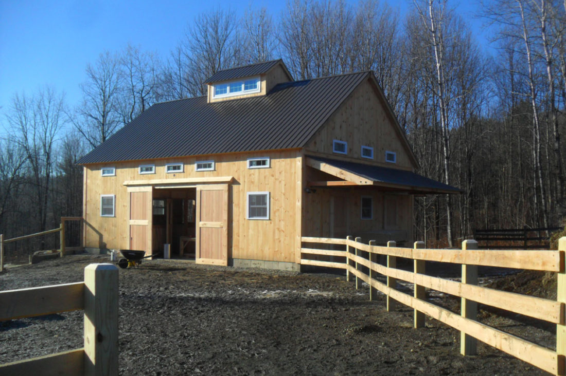 Geobarns: Four stall horse and livestock barn, Vermont